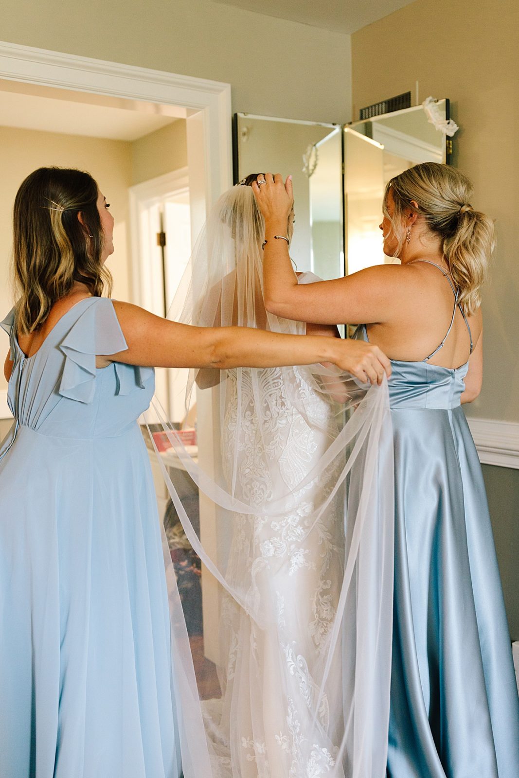 Choosing Your Getting Ready Space: From a KC Wedding Photographer