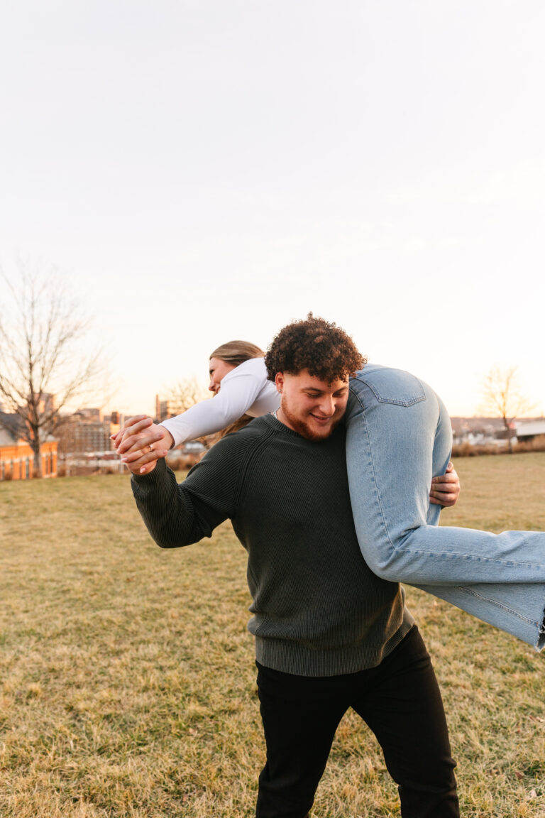 Portrait Photography Poses for Couples
