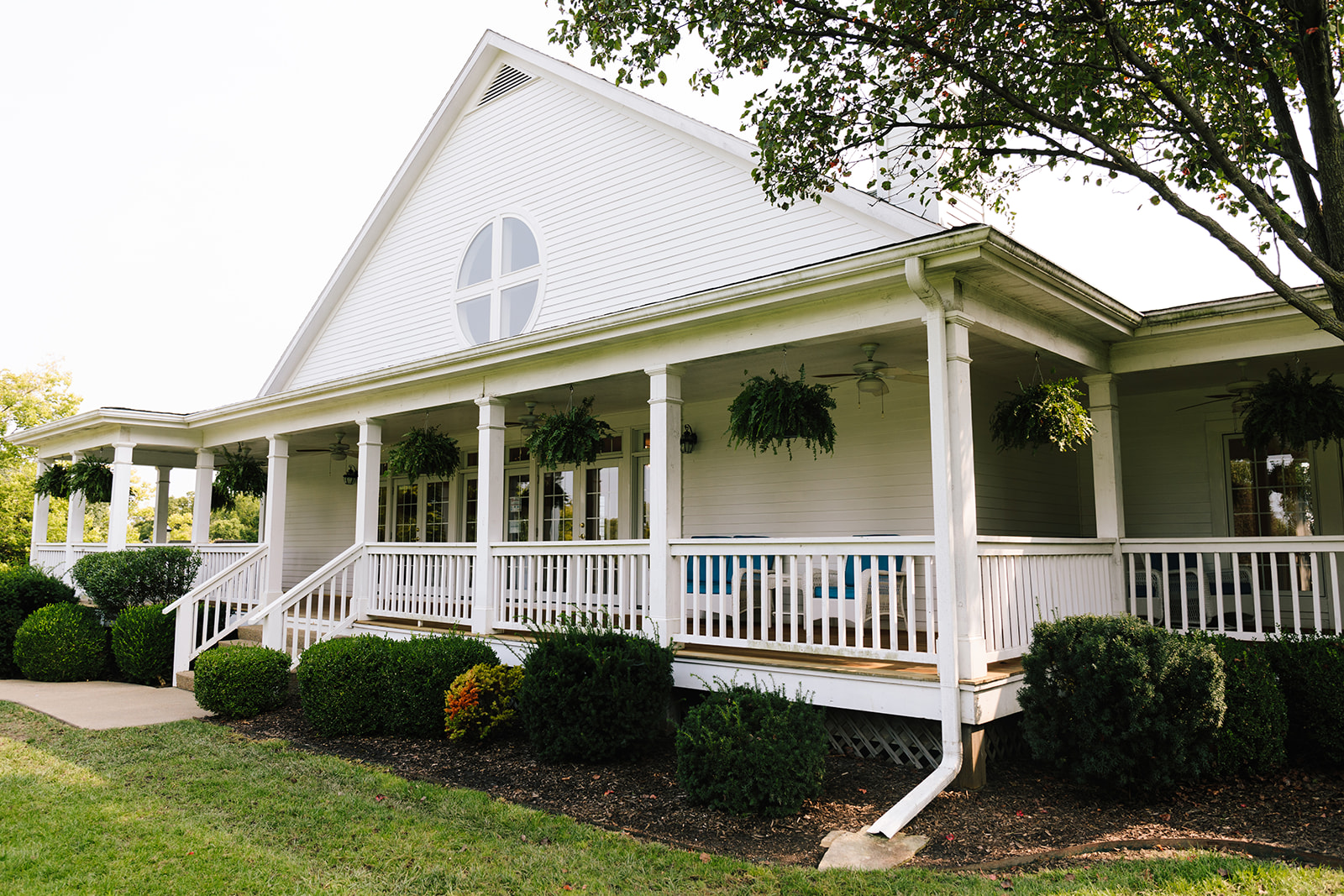 Hawthorne House Venue Spotlight | Kansas Wedding Photographer