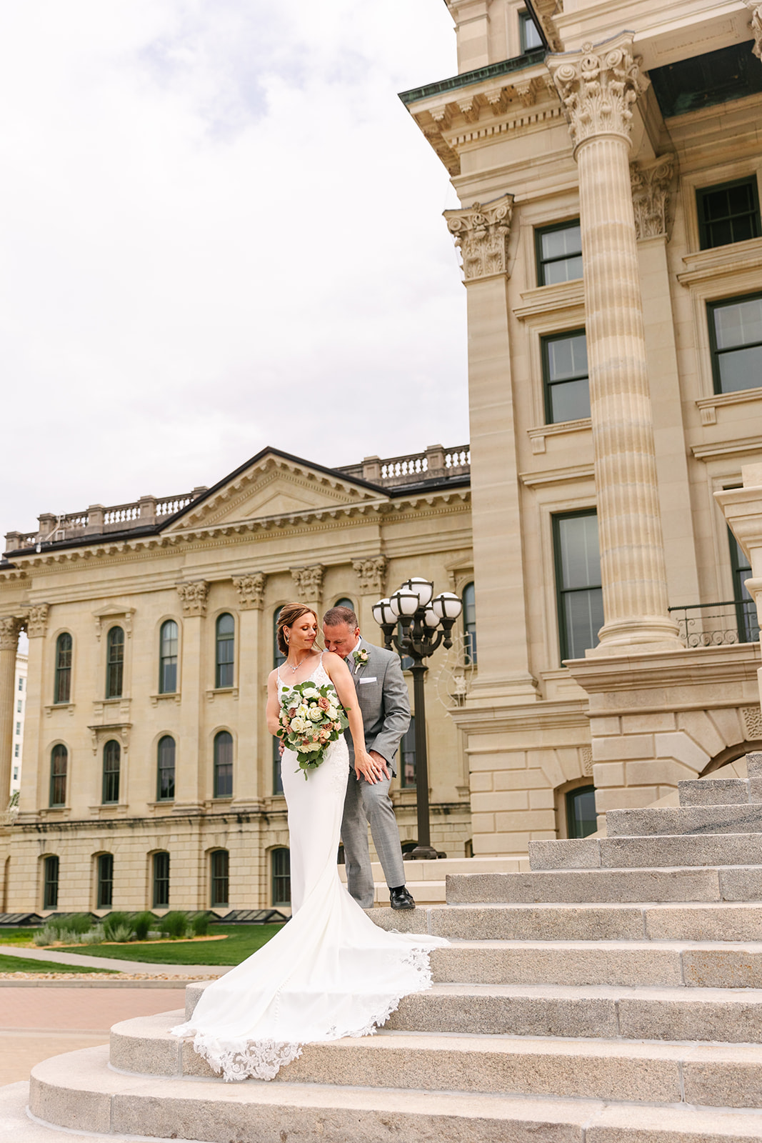 Kansas City Capitol Wedding | Kansas City Photographer