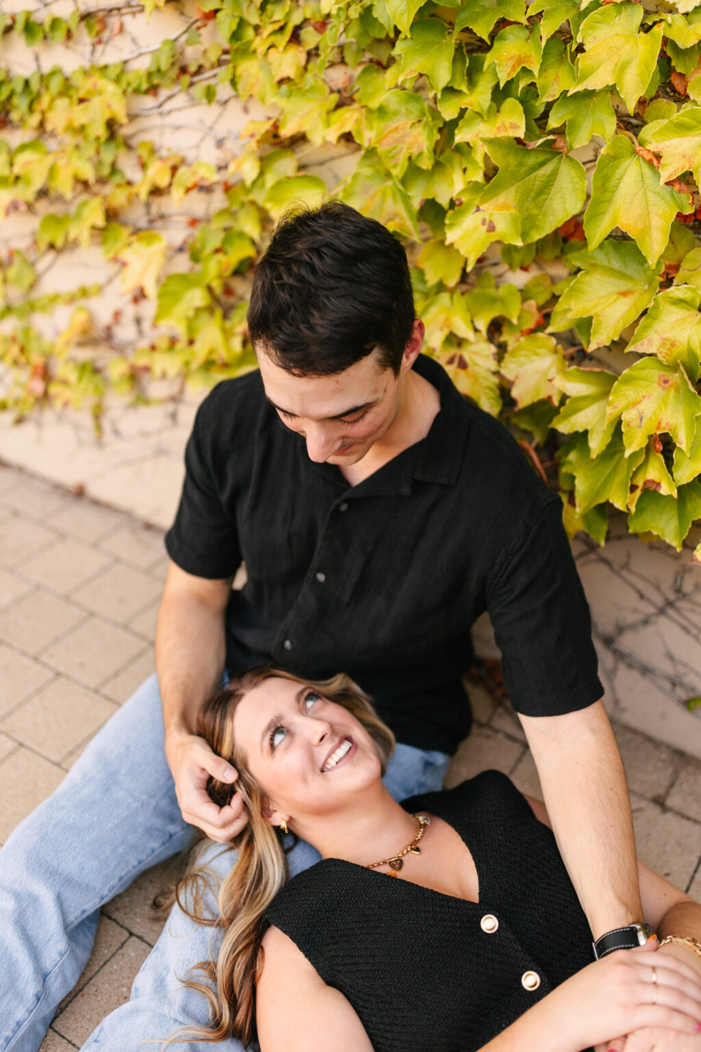 5 Tips to Feel Confident in Front of the Camera