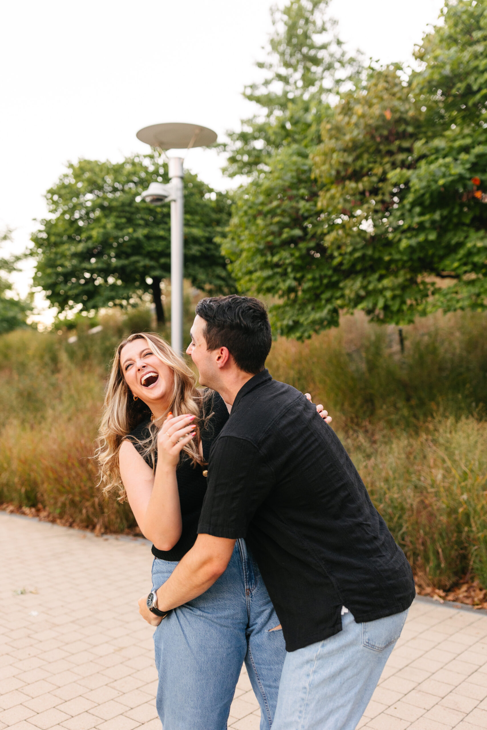 5 Tips to Feel Confident in Front of the Camera